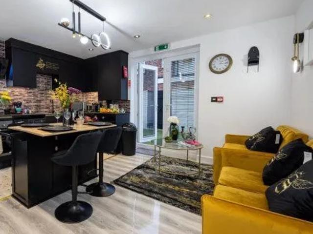 Sherlock Street, Manchester, M14 6RG, United Kingdom | Room for rent #165747101 | Rentberry