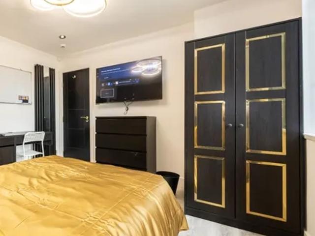 Sherlock Street, Manchester, M14 6RG, United Kingdom | Room for rent #167861898 | Rentberry
