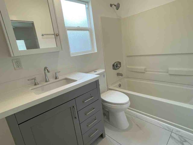 Sherman Place Long Beach 1 Bedroom Apartment for Rent at 1640 Sherman Place, Long Beach, CA 90804 Central Long Beach