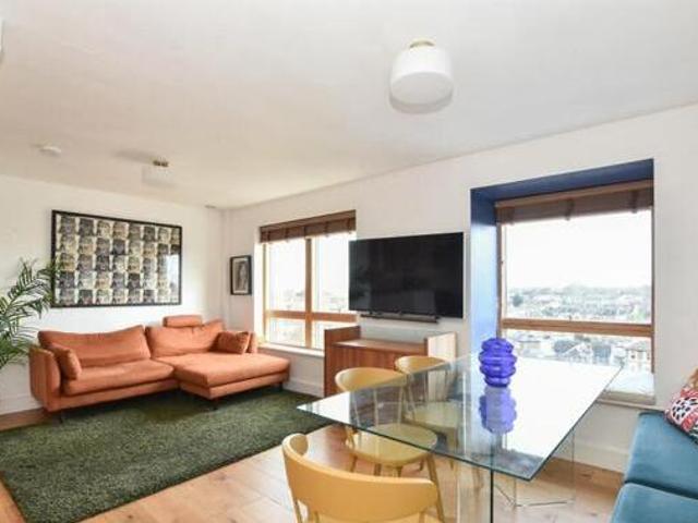 Sherman Road, Bromley, 2 Bedroom Apartment
