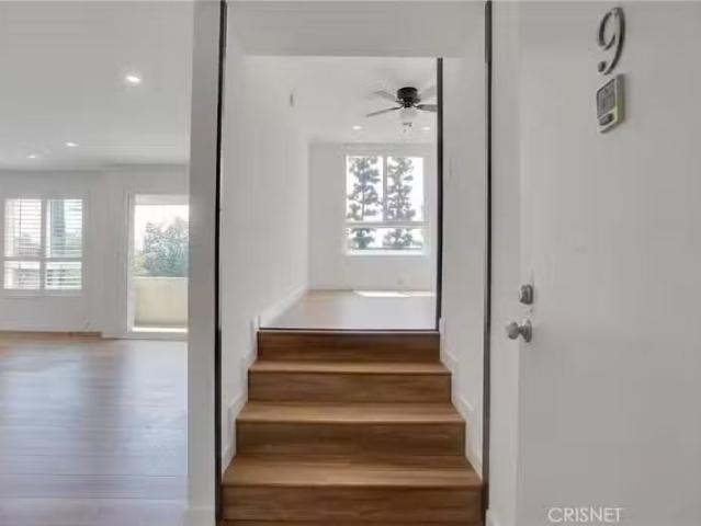 Sherman Way, Van Nuys, CA 91405