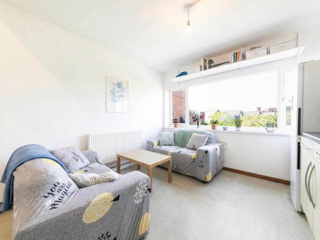 Sherriff Road, London NW6 3 bed flat to rent £2,950 pcm £681 pw
