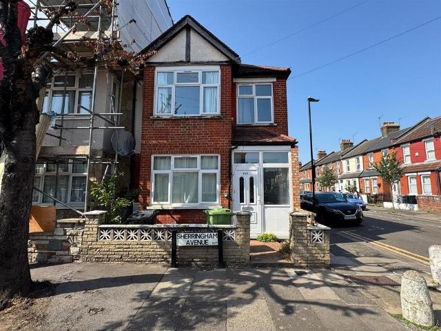 Sherringham Avenue, London 4 bed end of terrace house to rent £2,850 pcm £658 pw