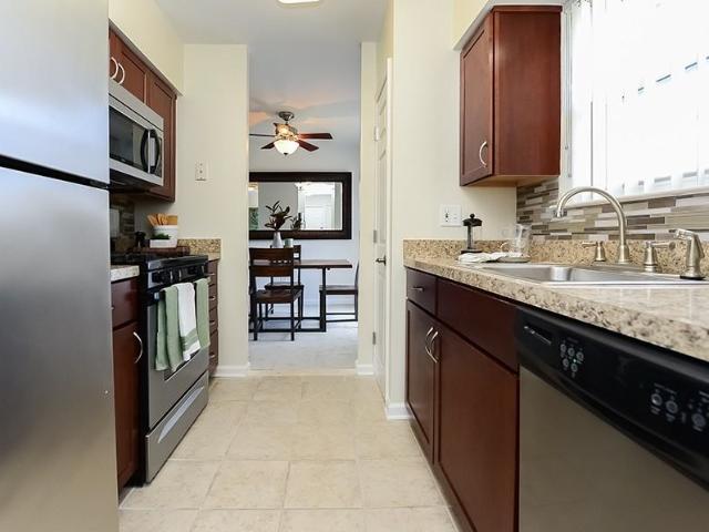 Sherry Lake Apartment Homes 1 Bedroom Apartment for Rent at 1801 Butler Pike, Conshohocken, PA 19428