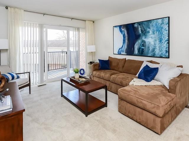 Sherry Lake Apartment Homes 2 Bedroom Apartment for Rent at 1801 Butler Pike, Conshohocken, PA 19428