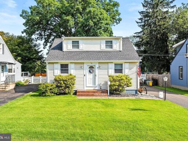 Sherwood Ave, Hamilton, Home For Sale