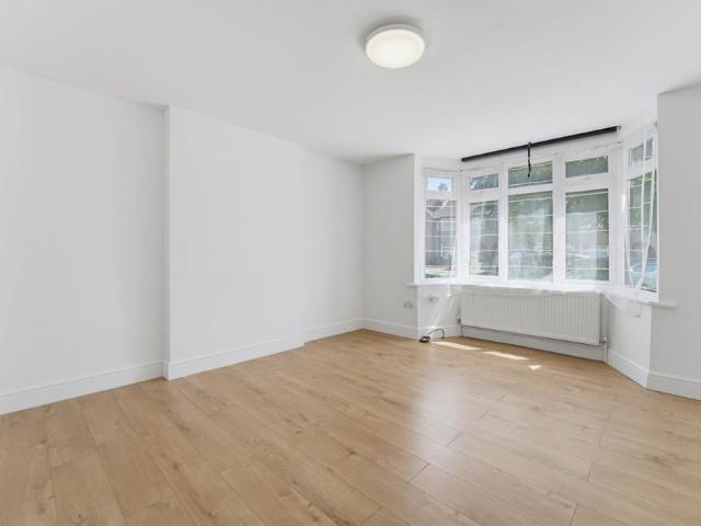 Sherwood Avenue, Greenford, UB6 0PG