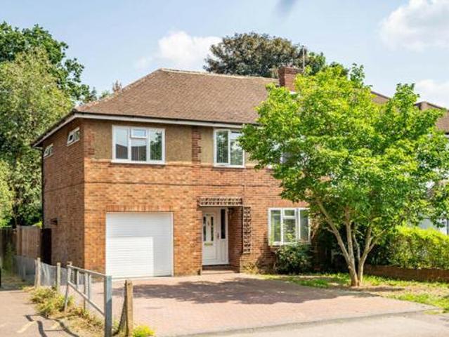 Sherwood Avenue, St. Albans, 5 Bedroom Semi detached