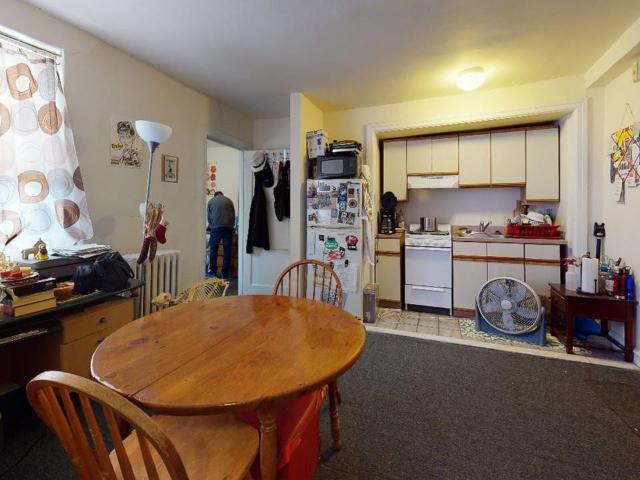 Sherwood Court Apartments Studio Apartment for Rent at 4417 Pine St, Philadelphia, PA 19104 Spruce Hill
