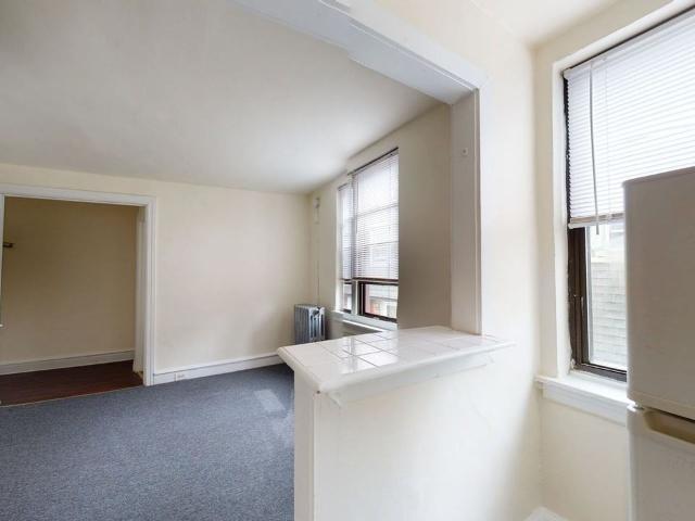 Sherwood Court Apartments Studio Apartment for Rent at 4417 Pine St, Philadelphia, PA 19104 Spruce Hill