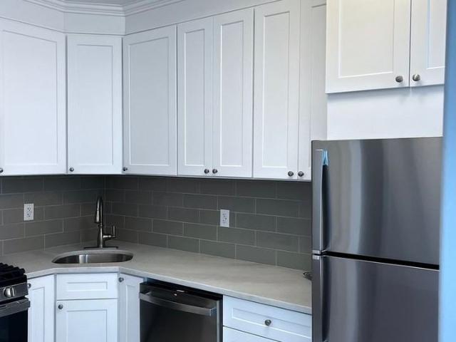 Sherwood Court Apartments Studio Apartment for Rent at 4417 Pine St, Philadelphia, PA 19104 Spruce Hill