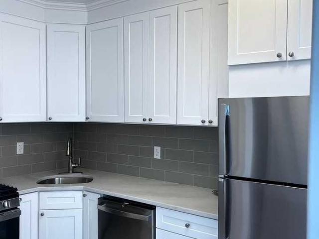 Sherwood Court Apartments Studio Apartment for Rent at 4417 Pine St, Philadelphia, PA 19104 Spruce Hill