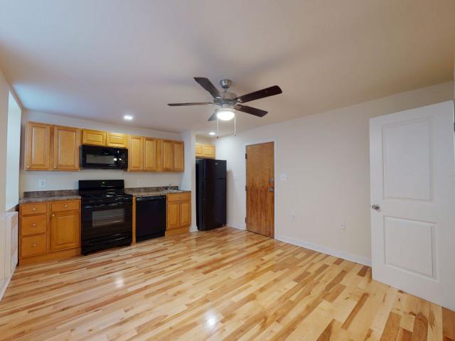 Sherwood Court Apartments