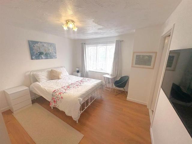 Sherwood Close, Corby NN17 7 bed house to rent £1,850 pcm £427 pw
