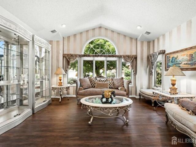 Sherwood Dr, Monroe, Home For Sale