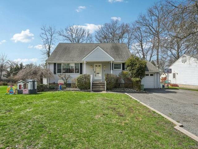 Sherwood Dr, Nanuet, Home For Sale