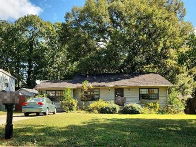 Sherwood Dr SE