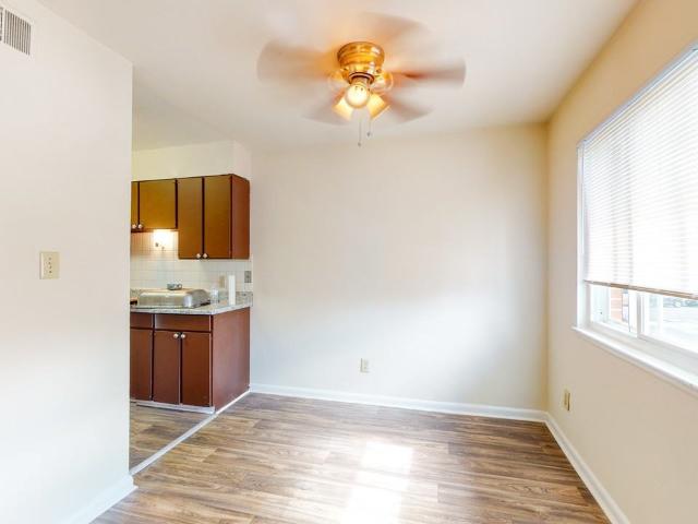 Sherwood Forest 1 Bedroom Apartment for Rent at 2803 Early Street, Norfolk, VA 23513 Estabrook