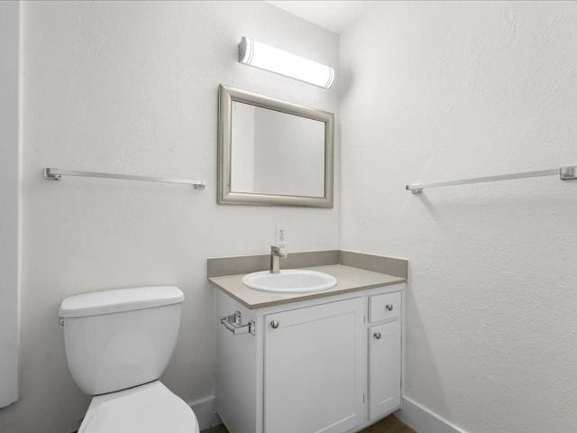 Sherwood Forest Apartments 2 Bedroom Apartment for Rent at 720 630, 690, 710, 720 ROBINHOOD DRIVE, Reno, NV 89509