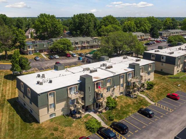 Sherwood Glen 1 Bedroom Apartment for Rent at 8825 Hickman Rd, Urbandale, IA 50322