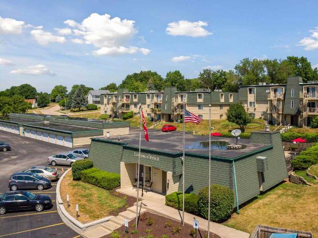 Sherwood Glen 1 Bedroom Apartment for Rent at 8825 Hickman Rd, Urbandale, IA 50322