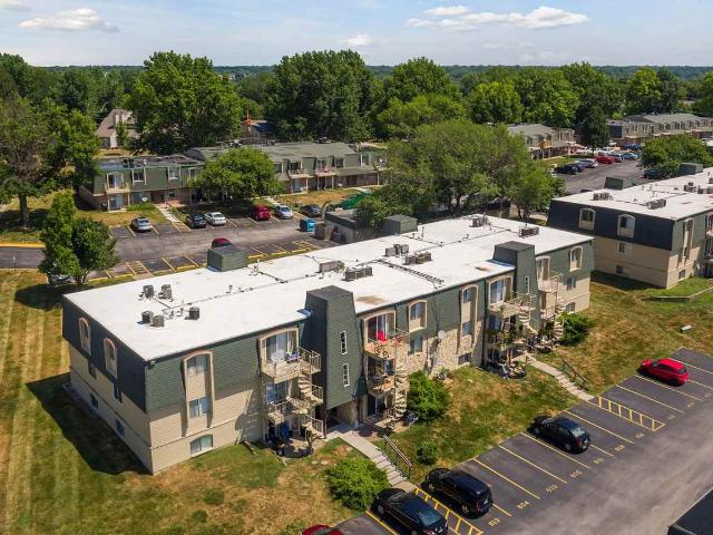 Sherwood Glen 1 Bedroom Apartment for Rent at 8825 Hickman Rd, Urbandale, IA 50322