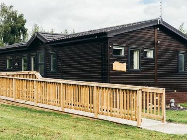 Sherwood Hideaway, Blythe Road, 3 Bedroom Lodge