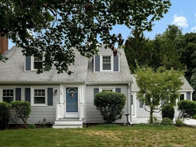 Sherwood Hill Dr, Holden, Home For Sale