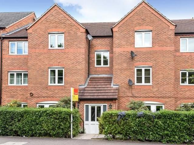 Sherwood Place, Headington, Oxford OX3, 2 bed flat to rent, £1,550 pcm | PrimeLocation