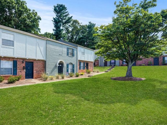 Sherwood Station Apartments 2 Bedroom Apartment for Rent at 3535 Beacon Hill Dr, Winston Salem, NC 27106 Mount Tabor