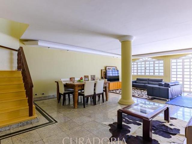 SHIGS 707 * Asa Sul * 4 quartos * Ótima localização