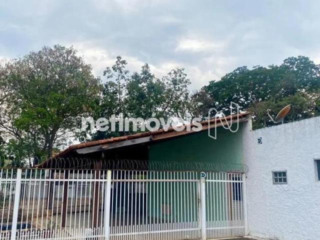 SHIGS 713 | 3 Quartos | Churrasqueira | Aceita Financiamento | Garagem | Área de Serviço