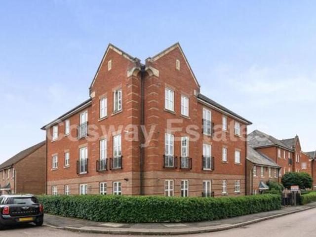 Shillingford Close, Mill Hill, 2 Bedroom Flat