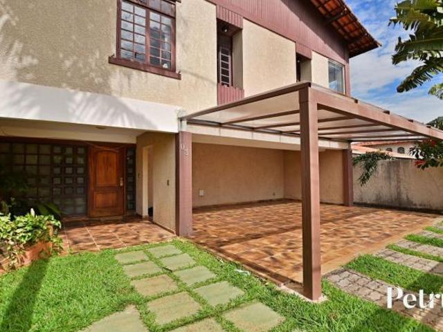 SHIN QL 06 Casa com 5 dormitórios à venda, 500 m² por R$ 2.300.000 Lago Norte Brasília/DF