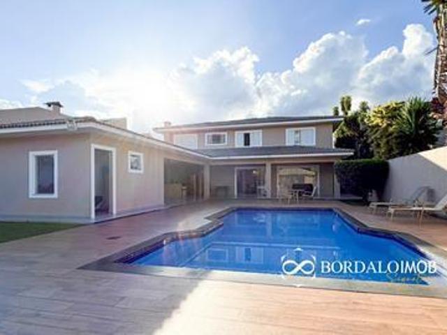 SHIN QL 7 Casa de Andar Sofisticada no Lago Norte