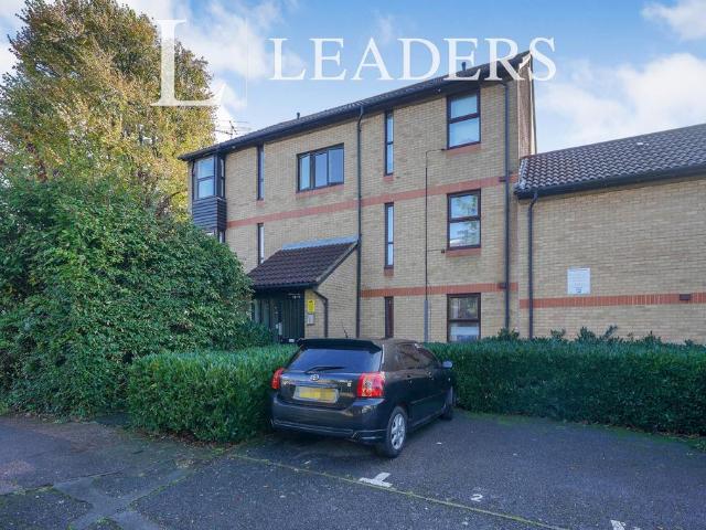 Shinners Close, SE25 1 bed flat to rent £1,050 pcm £242 pw