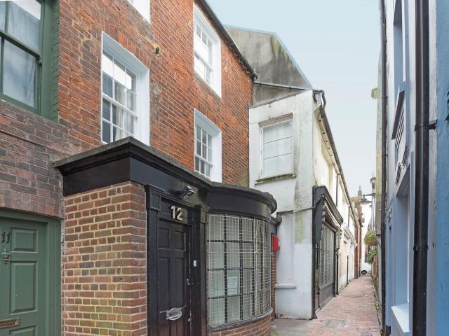 Ship Street Gardens, Brighton BN1, 2 bed flat to rent, £1,650 pcm | PrimeLocation