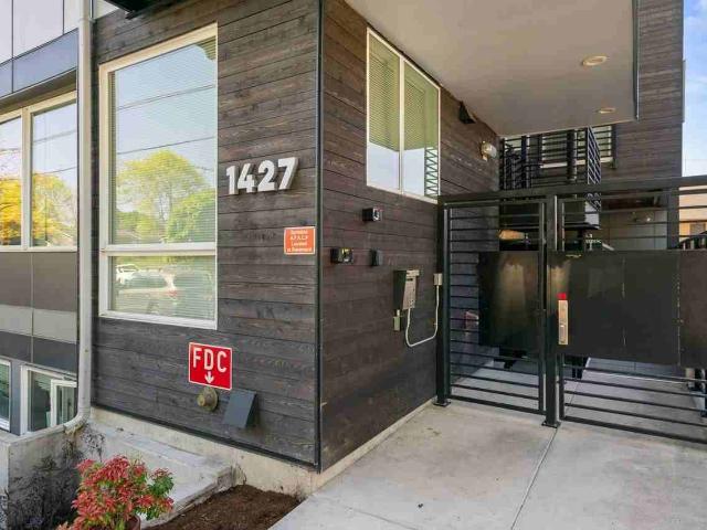 Ship Street Studio Apartment for Rent at 1427 Nw 65th St, Seattle, WA 98117 West Woodland