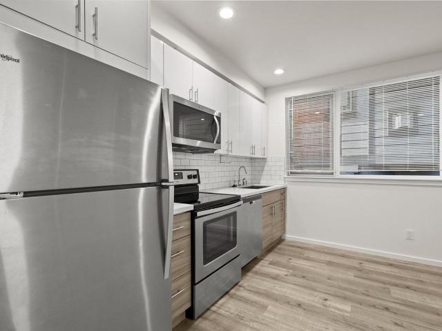 Ship Street Studio Apartment for Rent at 1427 Nw 65th St, Seattle, WA 98117 West Woodland