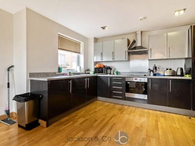 Ship Wharf, Colchester CO2, 2 bed flat to rent, £1,300 pcm | PrimeLocation