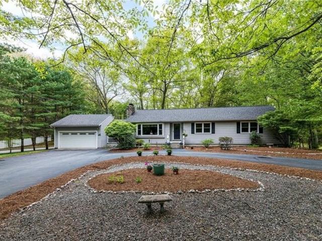 Shippeetown Rd, East Greenwich, Home For Sale