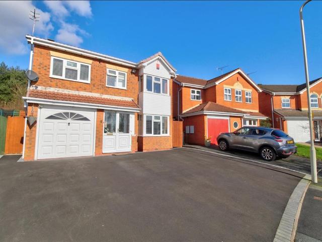 Shipton Close, Dudley DY1, 4 bed property to rent, £1,700 pcm | PrimeLocation