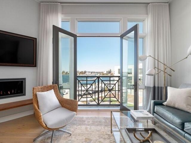 Shipyard Dr Apt,hingham, Condo For Sale
