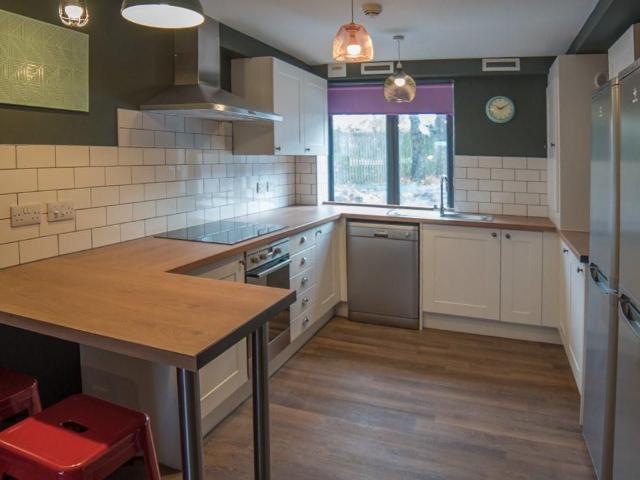 Shire Oak Road, Headingley, Leeds LS6, 1 bed flat to rent, £429 pcm | PrimeLocation