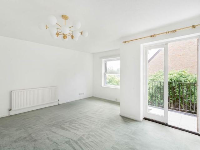 Shirelake Close, Oxford, OX1
