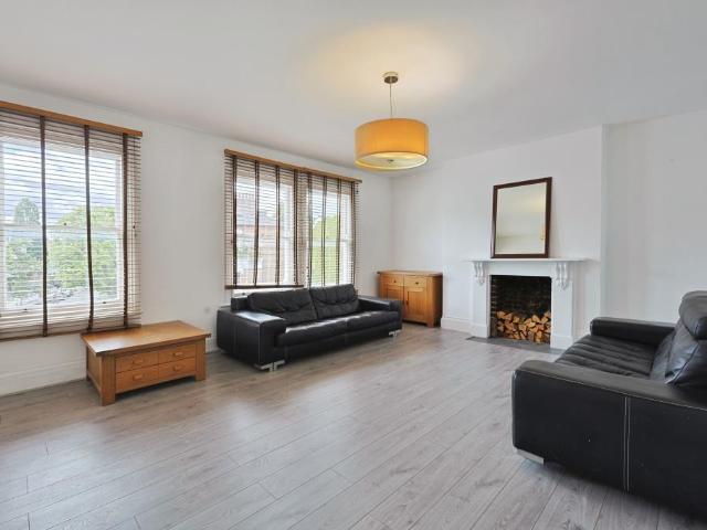 Shirland Road, London, W9 2 bed flat to rent £3,250 pcm £750 pw