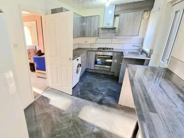 Shirley Avenue, Salford, M7 3QY, United Kingdom | 4 bed duplex for rent #117990450 | Rentberry