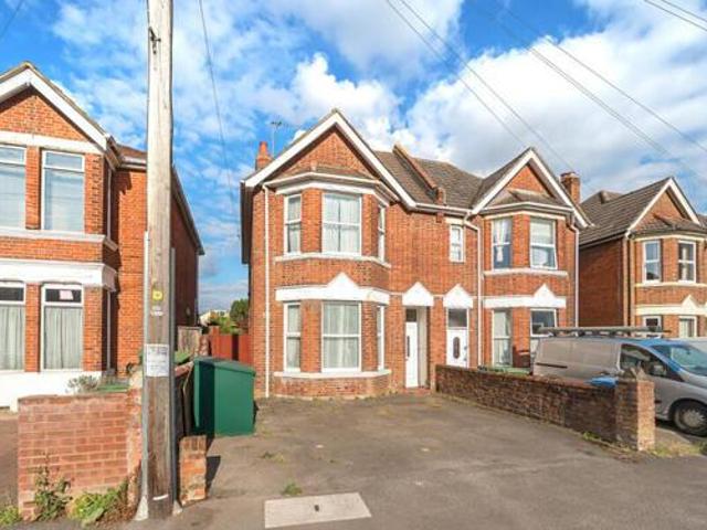 Shirley, Arthur Road, Southampton, 4 Bedroom Semi detached