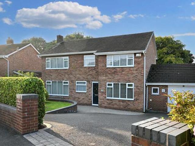 Shirley Drive, Alton, 4 Bedroom Detached