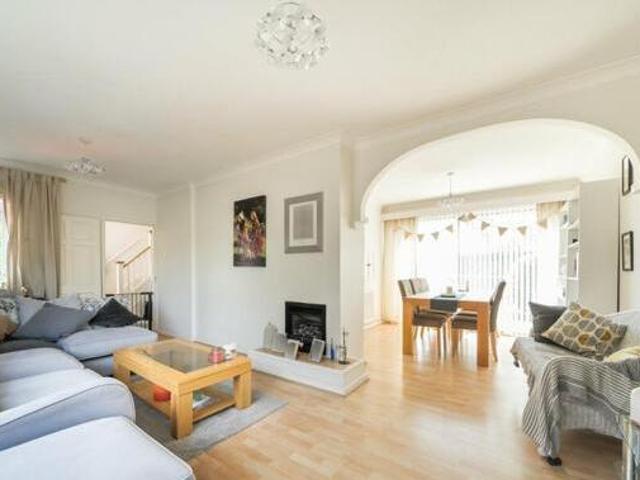 Shirley Gardens, Tunbridge Wells, 4 Bedroom Semi detached